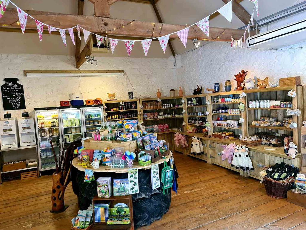 Farm, Café | Bovey Tracey, Newton Abbot - Ullacombe Farm